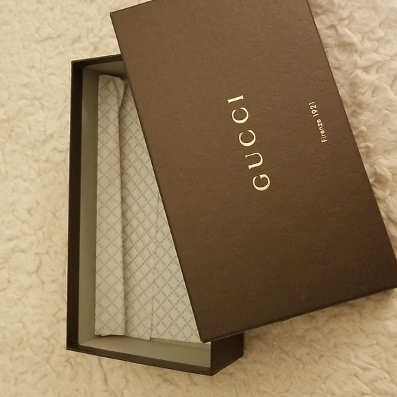 Gucci | Accessories | Gucci Box | Poshmark
